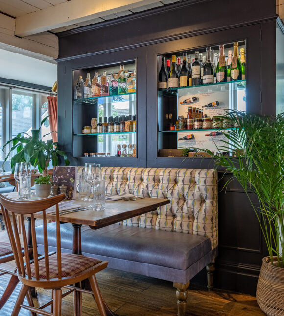 Traditional Pub Dining | The White Horse: Ideal Collection