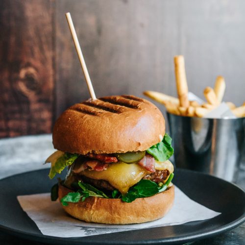 Picturesque Waterside Dining | The Bugle: Ideal Collection