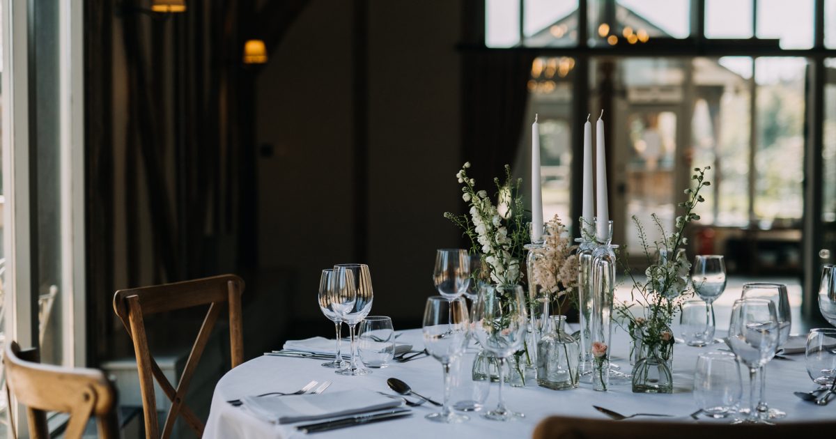 Top 10 reasons to have your wedding reception at Kimbridge Barn: Ideal ...